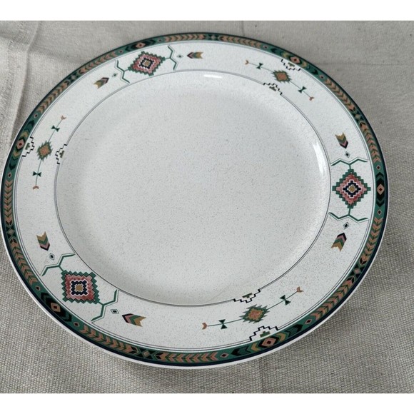 Studio Nova | Dining | X4 Studio Nova Adirondack 1 Dinner Plates Aztec ...